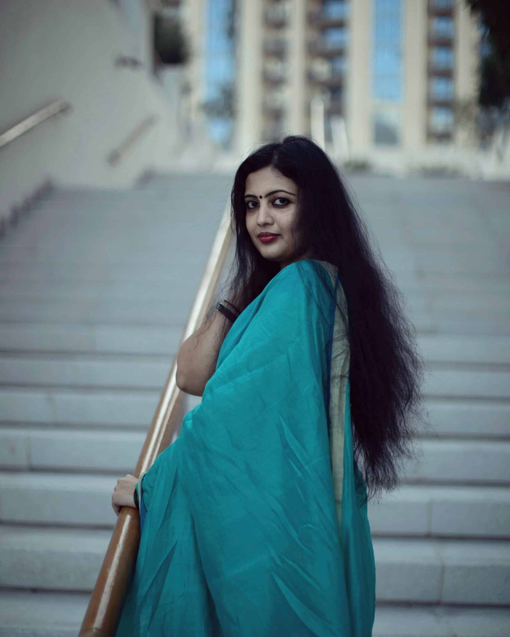 Interesting Facts You Might Not Know About The Indian Sari - Handlooom